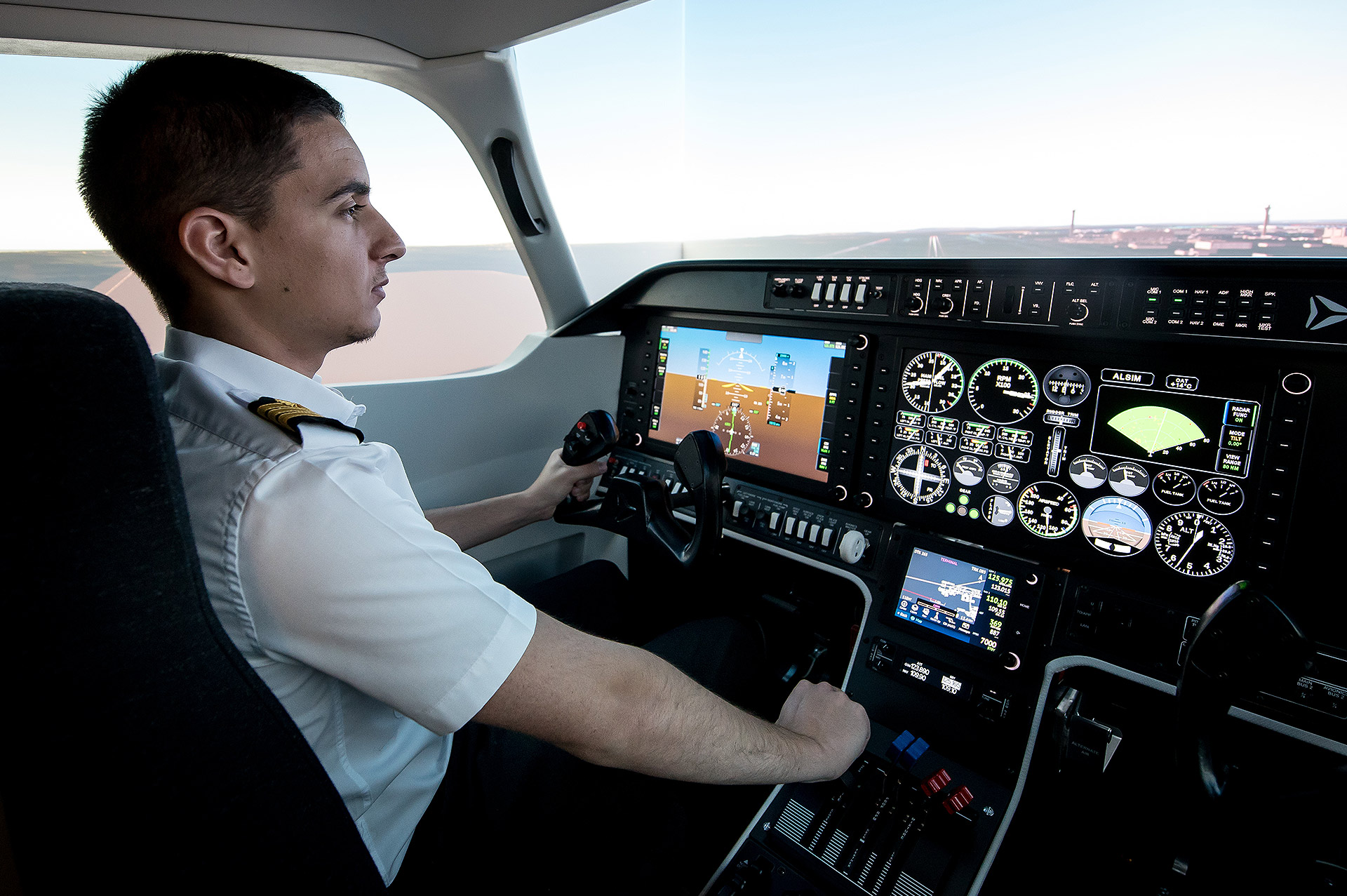 FNPT II MCC, FTD, AATD flight simulators - ALSIM